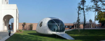 MercuryHouseOne: Space-age Solar Powered Pod House Unveiled