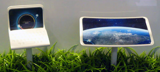 Kyocera Unveils Kinetic Flexible OLED Cell Phone