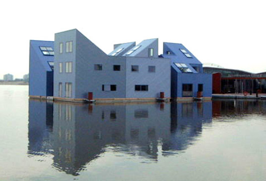 Six Flood-Proof Designs That Can Survive Rising Tides