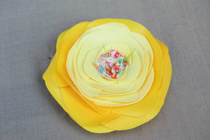 Lauren Karnitz Creates Beautiful Eco Flowers from Recycled Materials