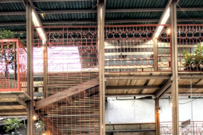 Klong Toey Community Lantern is a Multi-Use Sustainable Social Center ...
