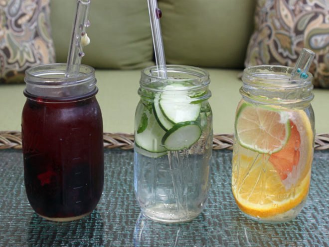 How To Make Refreshing Vegetable and Fruit Infused Water