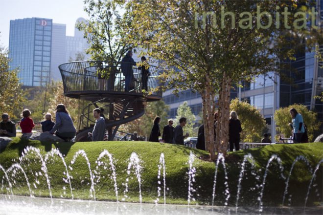 Klyde Warren Park Adds Much-Needed Green Space Atop the I-35 Freeway in ...