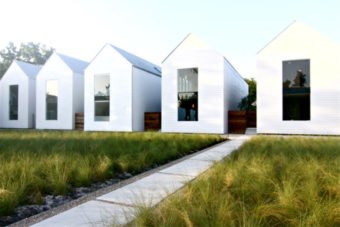 Houston Row Houses Are An Exercise In Daylighting & Simple Sustainable ...