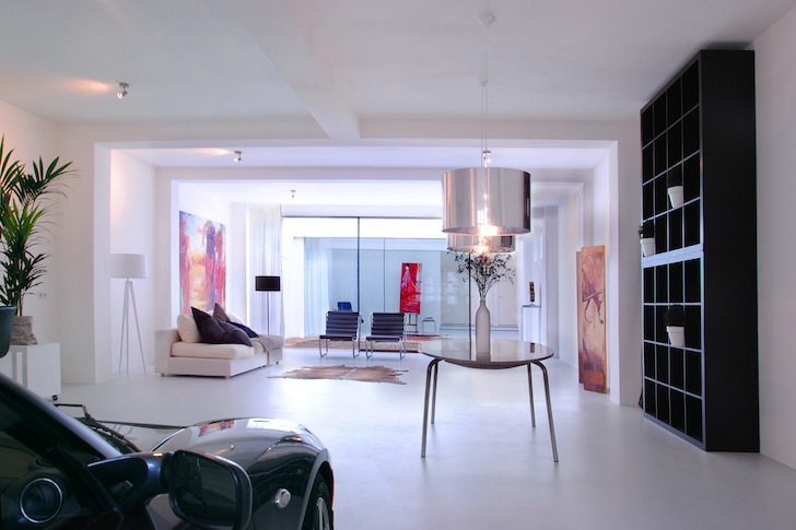 Industrial space transformed into a beautiful energy-efficient loft in ...