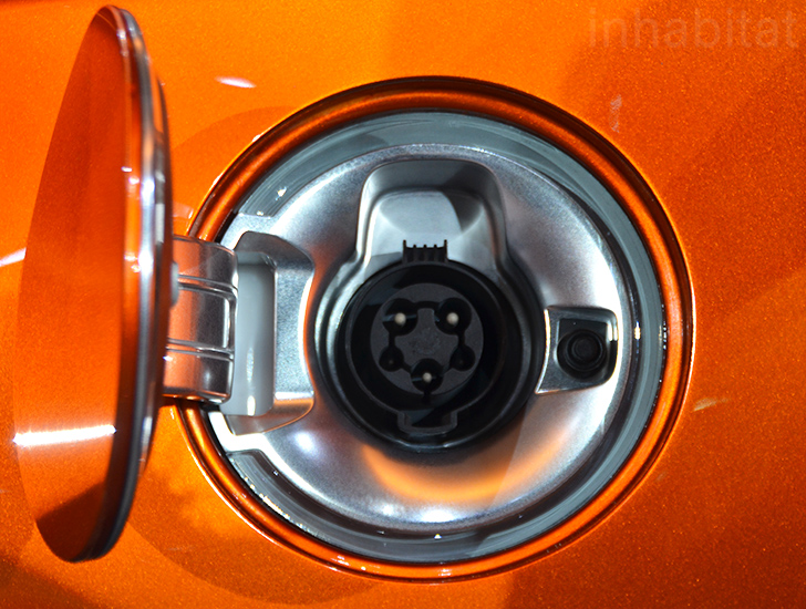 Chevrolet unveils $30k Bolt electric car with a 200-mile range at the ...