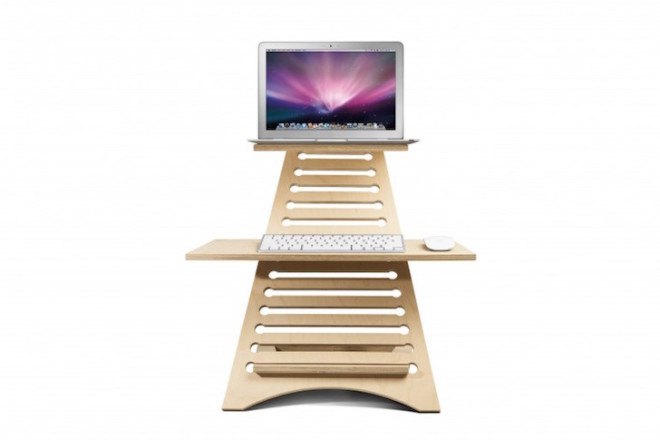 Portable and affordable Elevate desk lets you stand in style