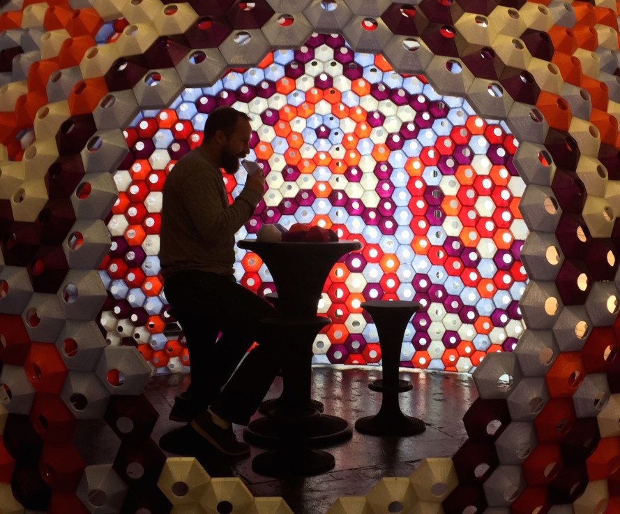 Beautiful Star Lounge is one of the world’s biggest 3D-printed PLA ...