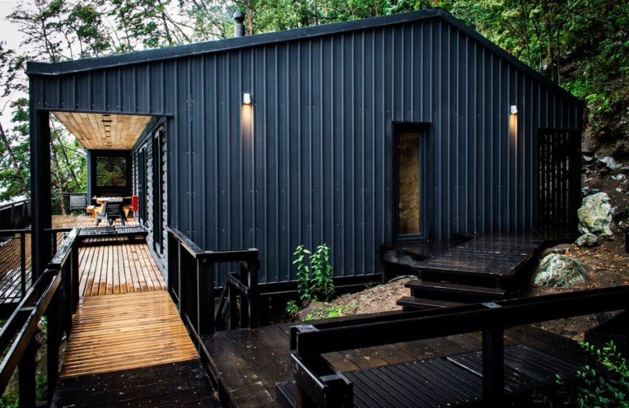 Gorgeous isolated cabin with volcano views is only accessible by boat