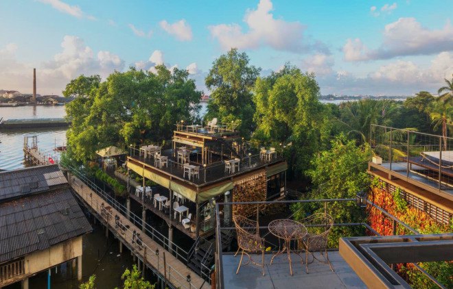Exotic solar and wind-powered Bangkok Tree House resort is a ...