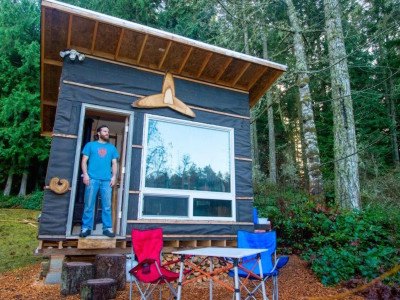 Man builds the Transforming Tiny Home for less than $500