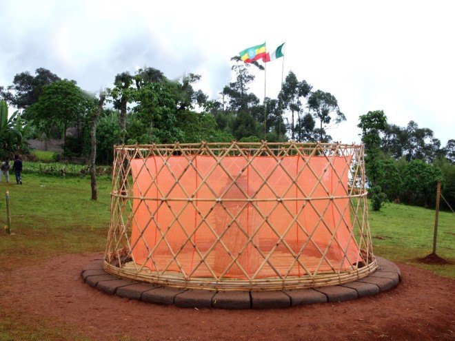 Warka Water tower that pulls drinking water from thin air wins World ...