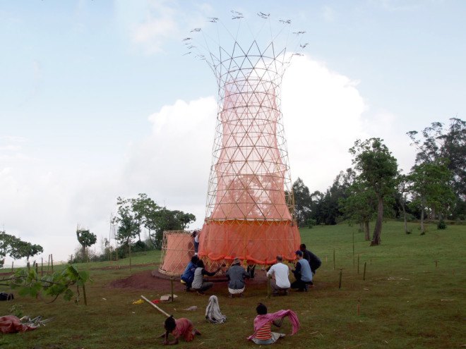 Warka Water tower that pulls drinking water from thin air wins World ...