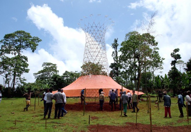 Warka Water tower that pulls drinking water from thin air wins World ...