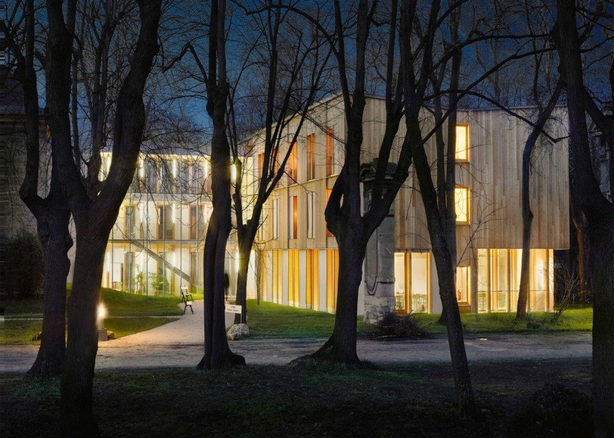 French architects create stunning timber addition to historic Parisian ...