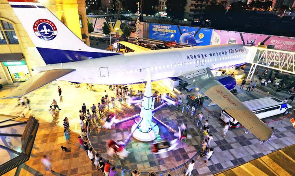 Boeing 737 airplane transformed into $5 million restaurant in China ...