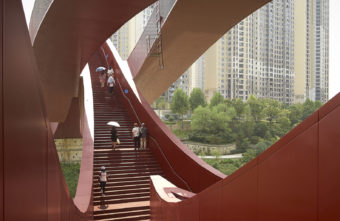 Spectacular Lucky Knot bridge in China twists and turns like a Möbius Strip