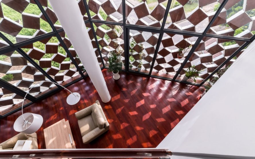 Properly Breathing House in Hanoi uses recycled ceramic bricks to keep ...