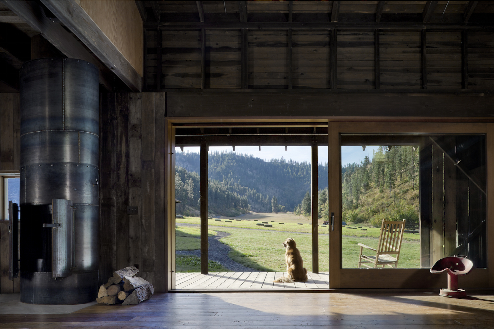 Family renovates century-old barn into stunning modern home in ...