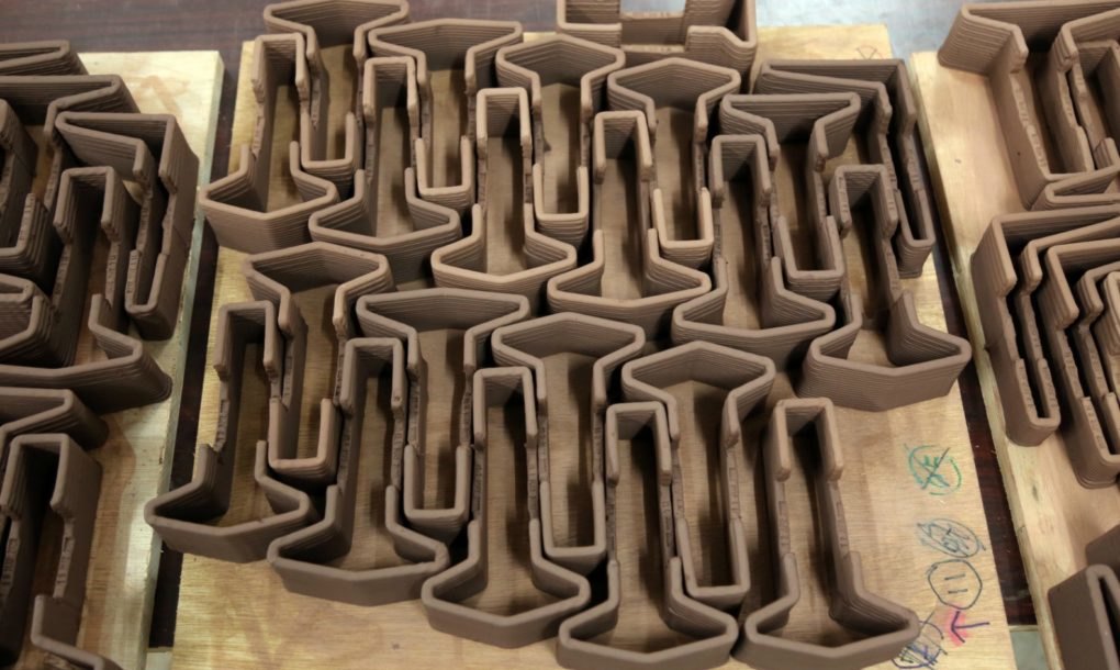 This twisting tower is made out of 2,000 3D-printed terracotta bricks ...