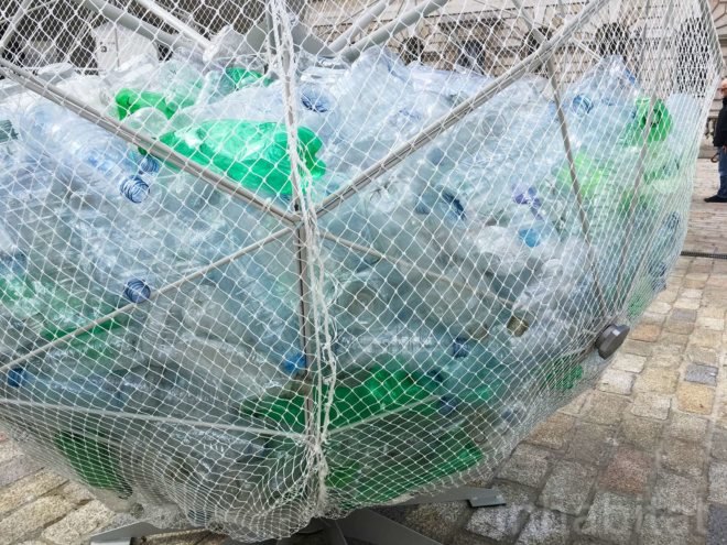 From trash to tiles, Pentatonic's Trashpresso brings the future of ...