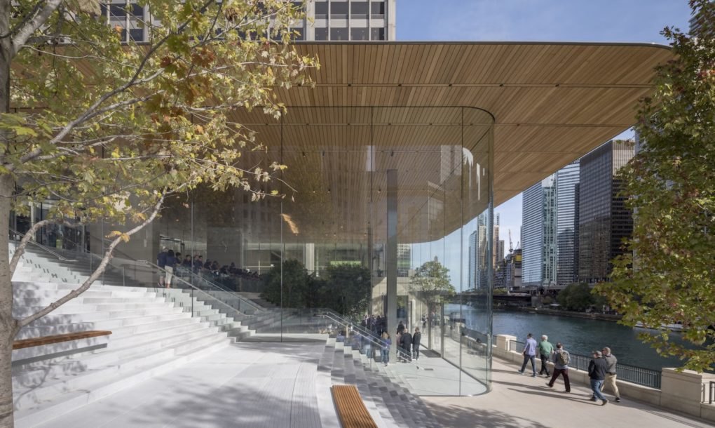 Ultra-thin Macbook-shaped roof tops new Apple Store in Chicago ...