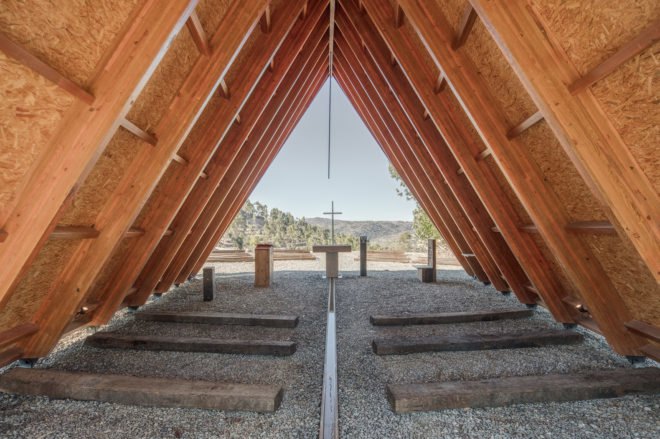 This tent-shaped chapel in Portugal is in tune with nature
