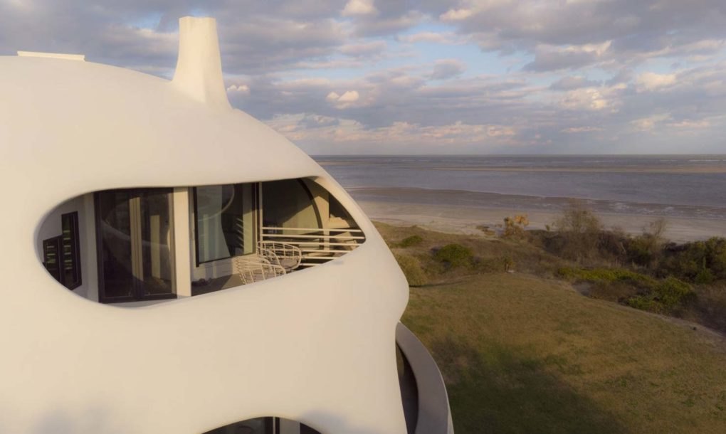 Hurricane-proof home hits the market for $4.9 million | Inhabitat ...