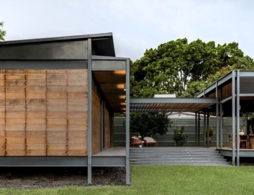Chic prefab home annex pops up with speed and efficiency in Mexico