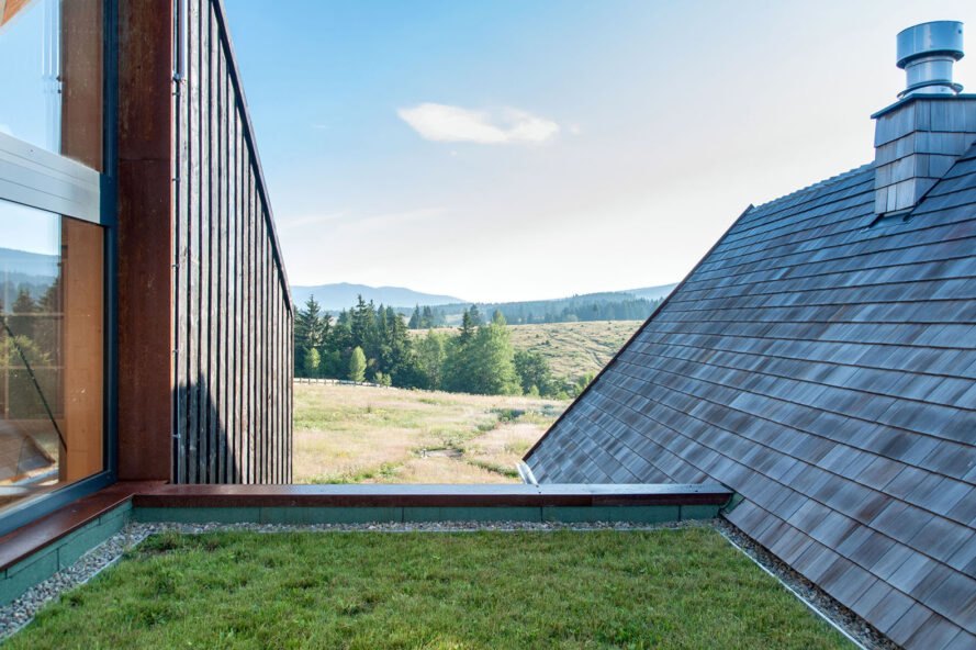 Stunning, sustainable lodge blends into beautiful landscape